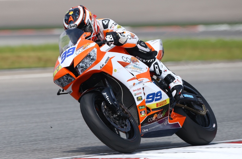 Zdjęcia: PJ Jacobsen Sepang - PJ Jacobsen najlepszy w Supersportach na ...
