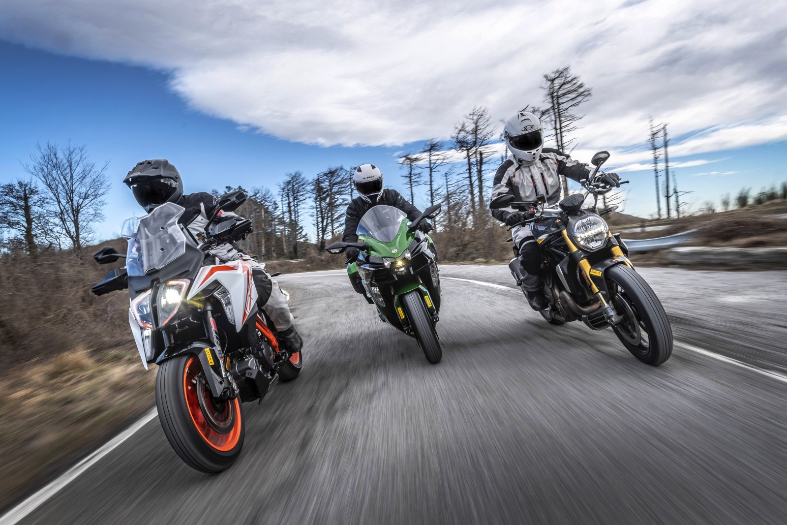 Zdjęcia: angel gt ii action 1 - Pirelli ANGEL8482 GT II opony dla ...