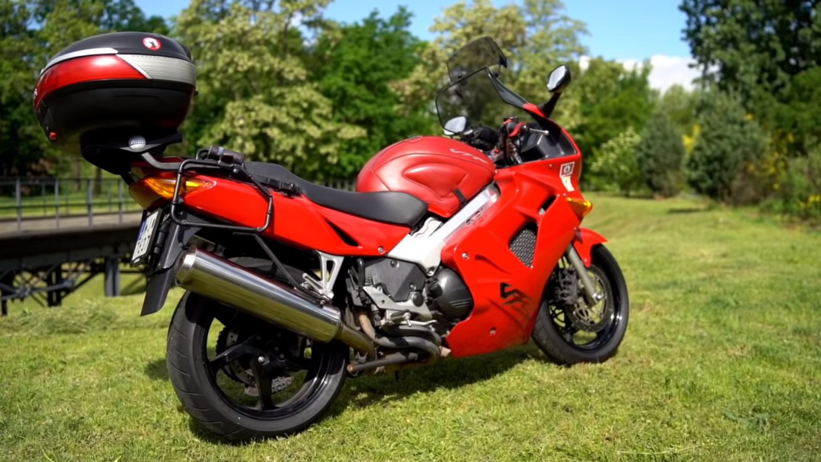 Zdjęcia: Honda VFR 800 RC46 profil - Honda VFR 800 czyli szybki ...