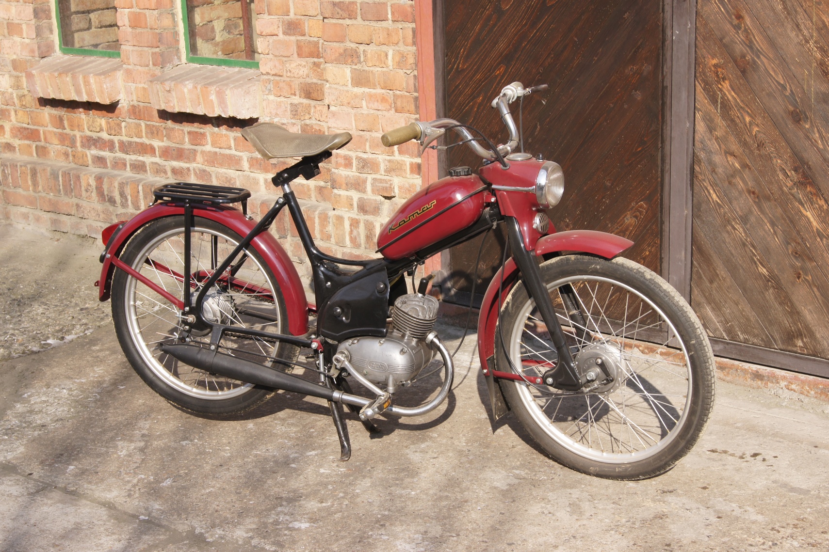 Zdjęcia: Motorower Komar by motoryzacyjn sol naszej ziemi - 2000 km ...