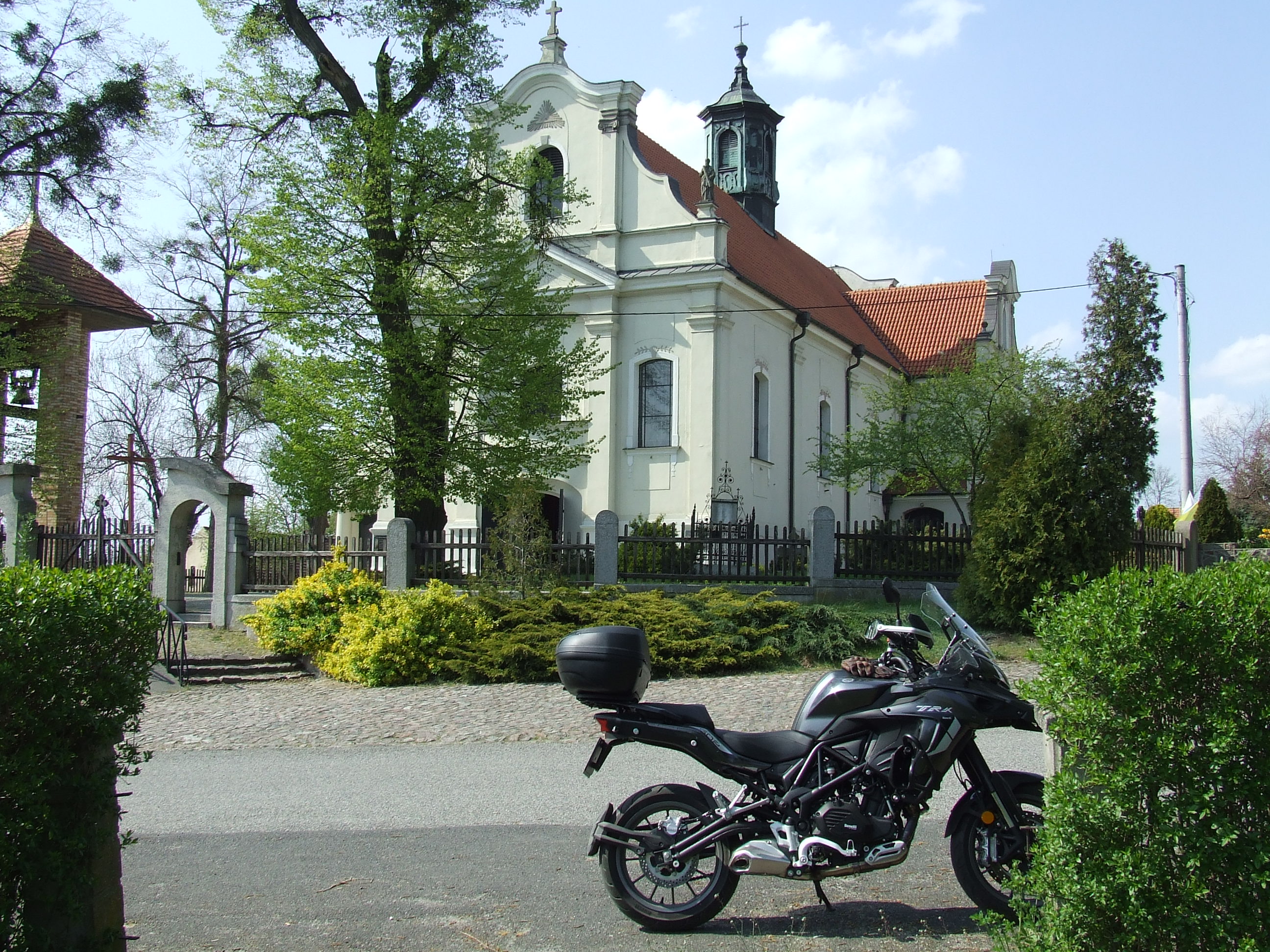 Zdjęcia: 05 Winna Gora W tym kosciele spoczywa gen Jan Henryk Dabrowski ...